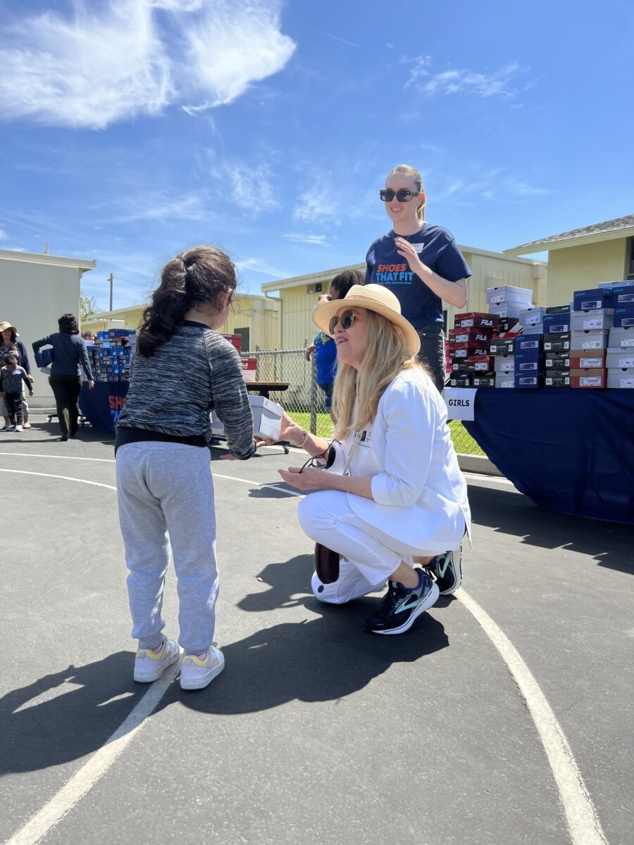 McMurrays Give Shoes To 833 Fresno Kids! – Shoes That Fit